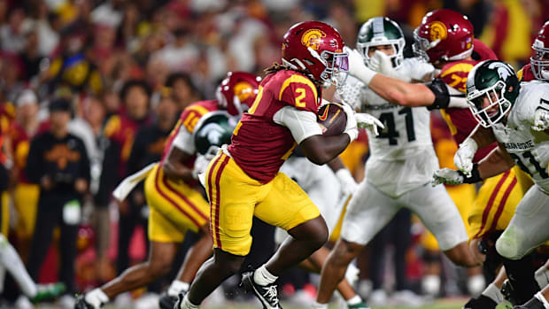 Score Prediction For USC’s Chance To Make Road Statement vs. Illinois