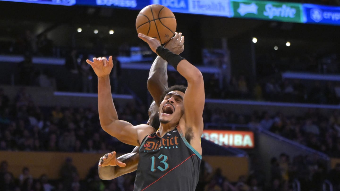 Fans Question Why Nike is Giving Jordan Poole a Sneaker