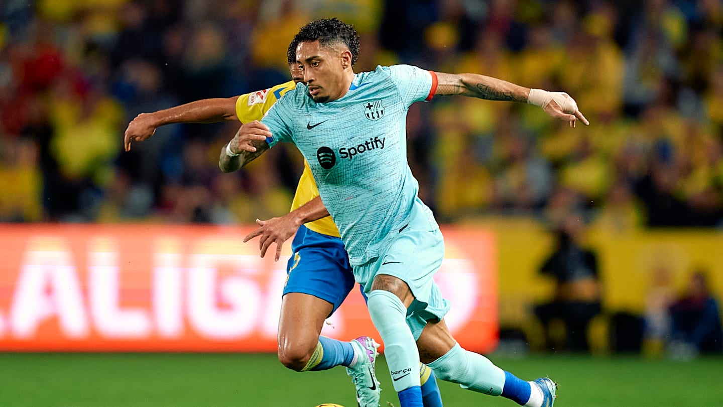 Prolific Barcelona winger reaches key milestone at club