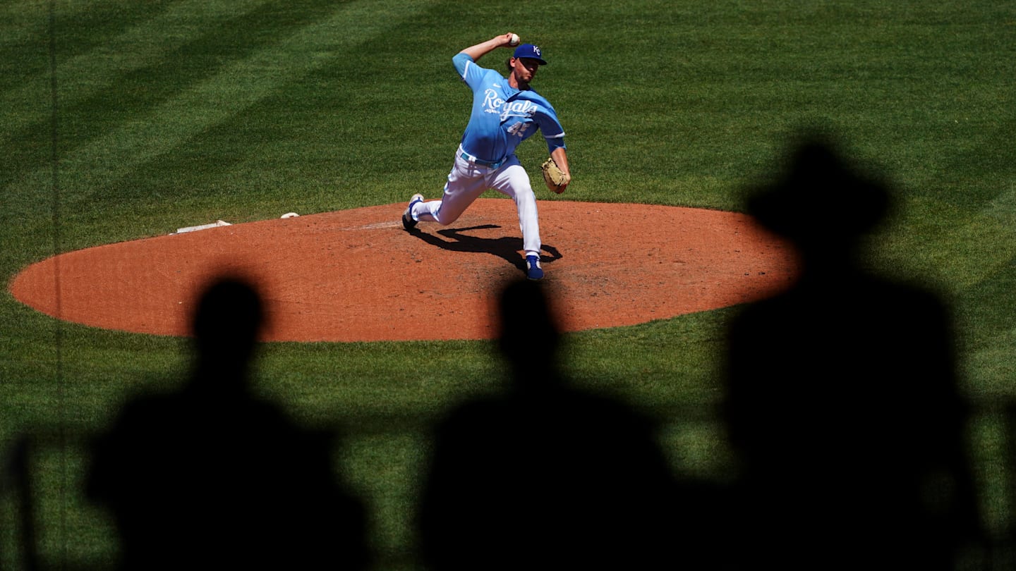 KC Royals trade reliever Taylor Clarke to Milwaukee Brewers in multi ...