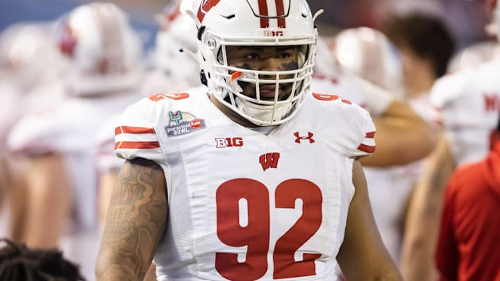 Curt Neal Finds New Home With Ex-Teammates in Illinois Football