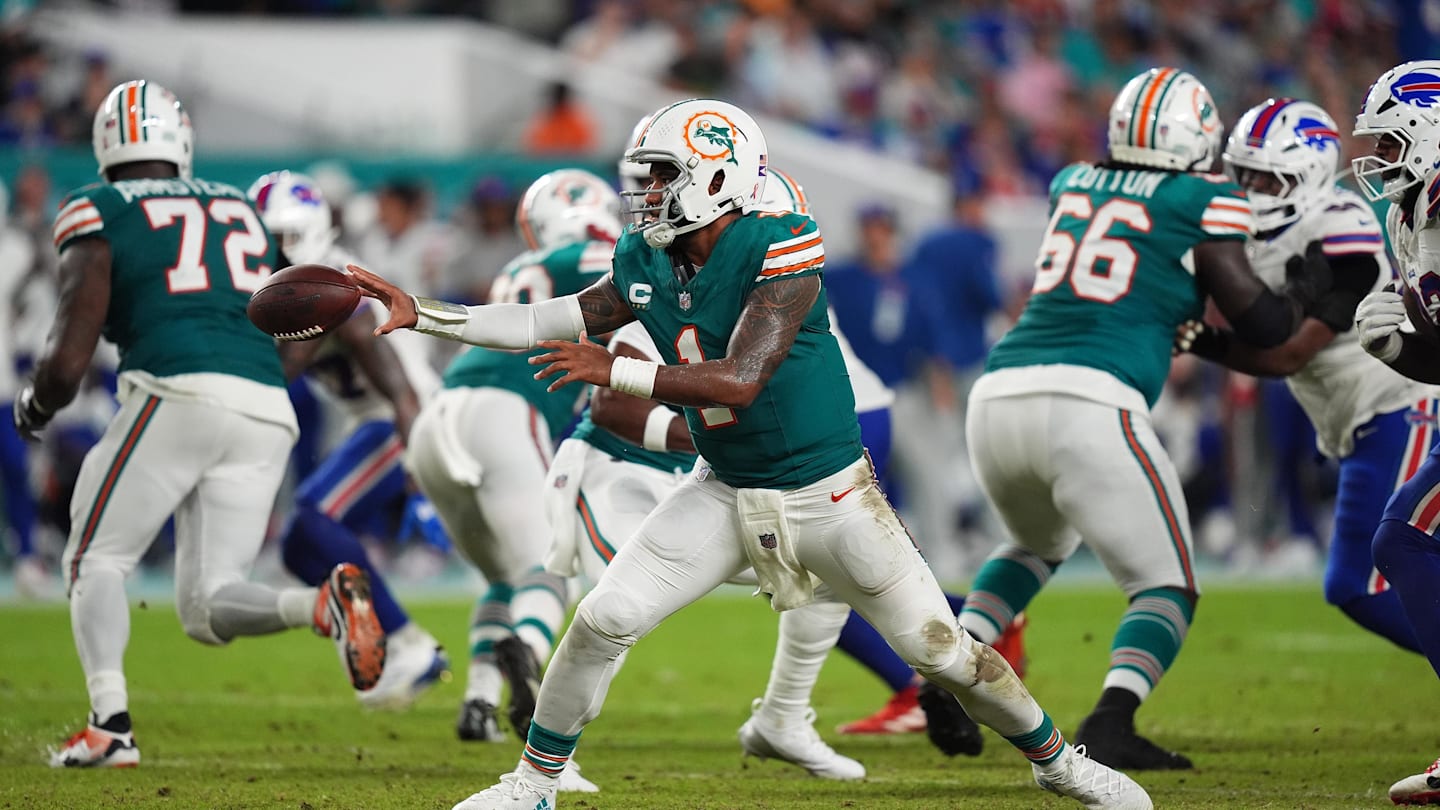 Miami Dolphins Monday Mailbag: Tua Tagovailoa, Tyler Huntley, Skylar Thompson, More