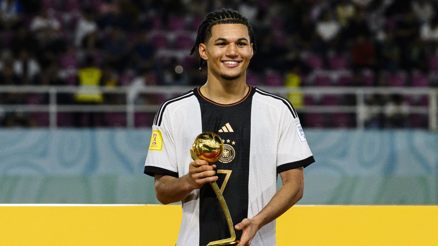 Paris Brunner in line for Borussia Dortmund first-team debut