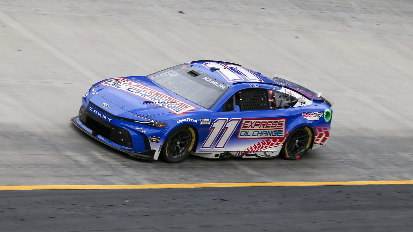 Hamlin, No. 11 Team Issued L2 Penalty for Engine Inspection Violation