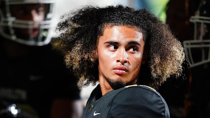 Colorado Buffaloes Deion Sanders Shuts Down Julian Lewis Redshirt Rumors