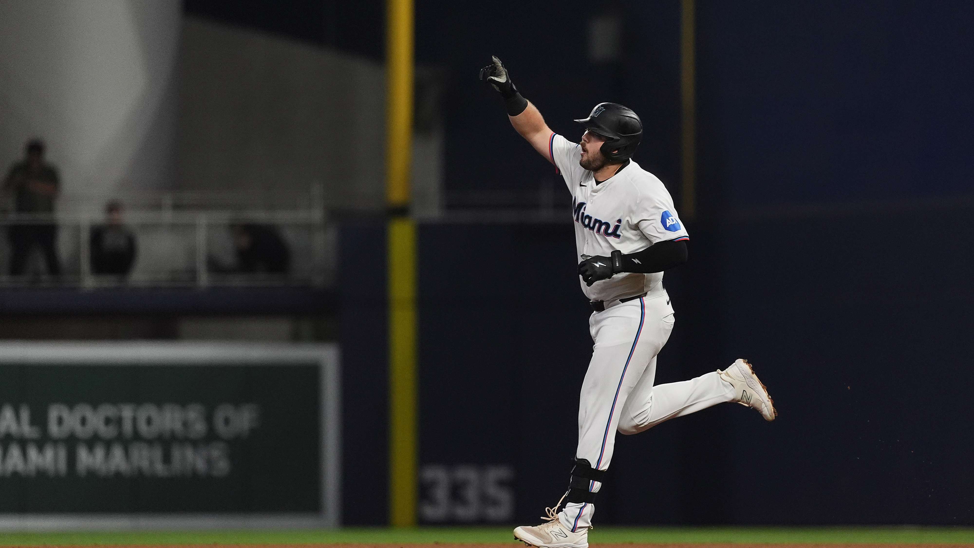 Miami Marlins: Grading the Jake Burger trade with the Texas Rangers