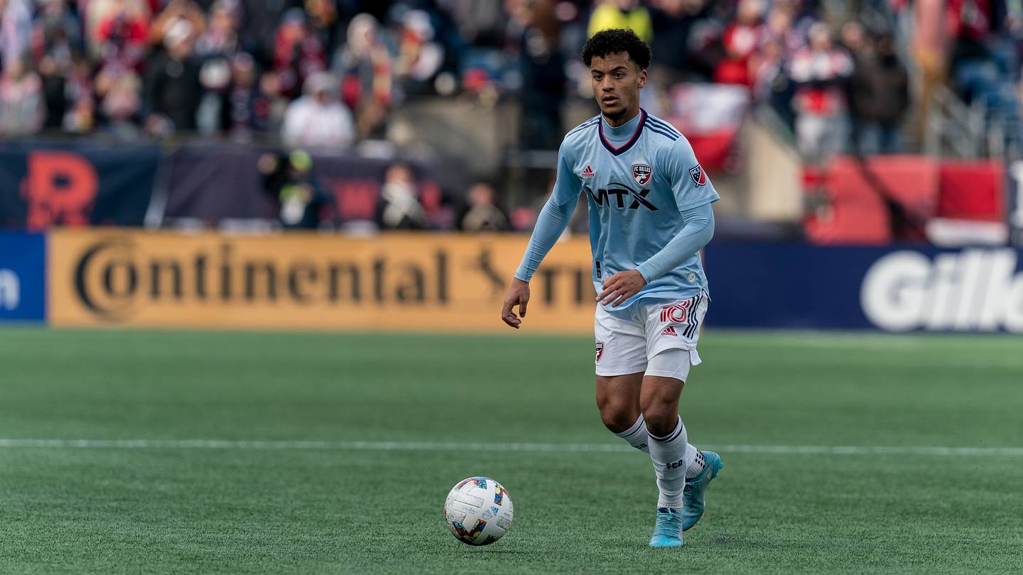 FC Dallas re-sign Homegrown player Brandon Servania to a 3-year contract