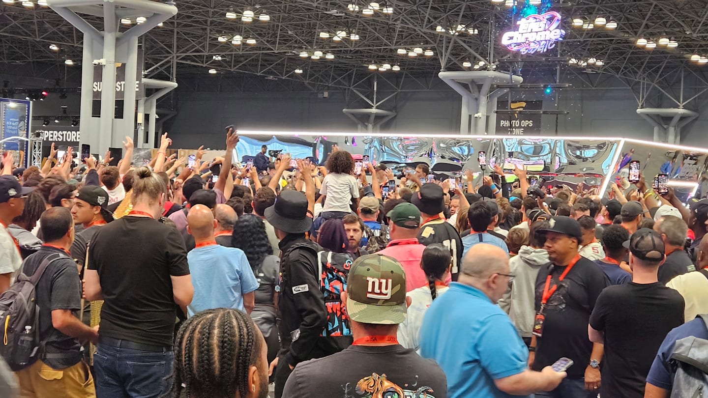 Fanatics Fest NYC Returns in 2025: Dates, Tickets and What to Expect