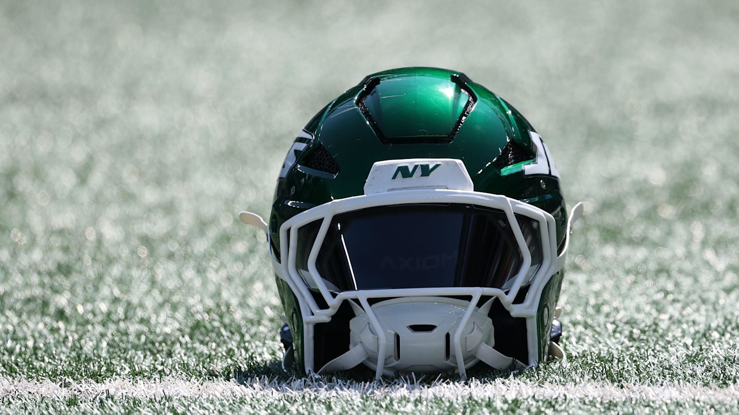 Jets Mentioned For $230M QB But Should Avoid