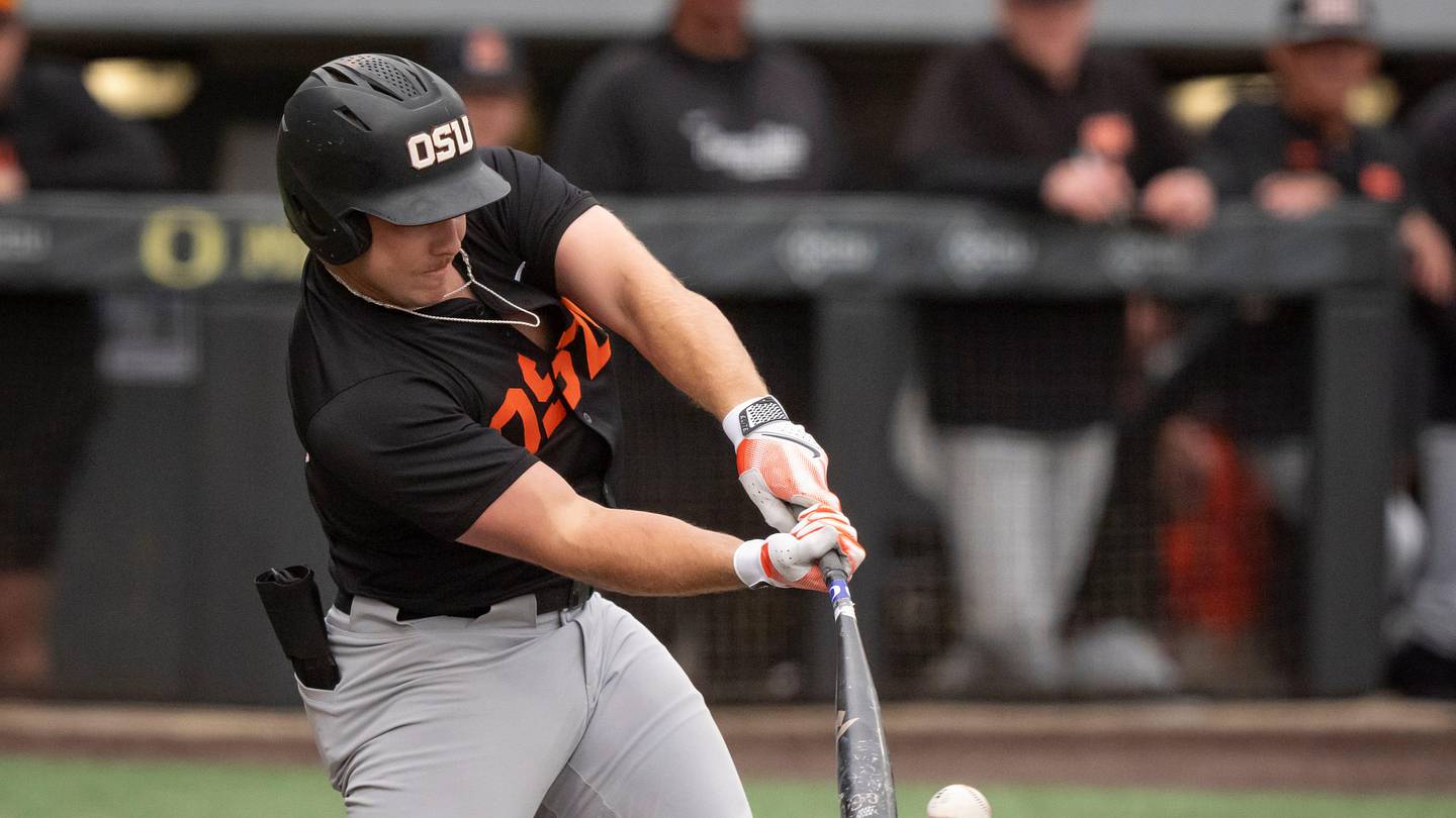Oregon State Baseball: Beavers Stay Alive With 7-2 Win Over TCU