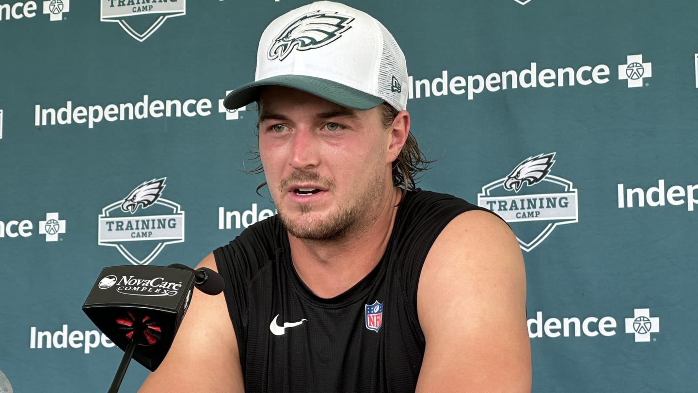 Sneaky Athleticism of Eagles' Backup QB Has Been A Pleasant Surprise