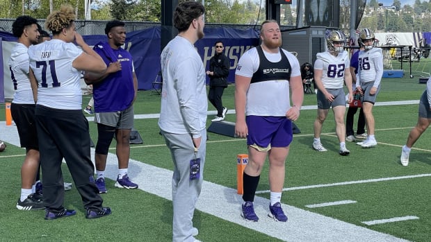 UW Offensive Line Down to Bare Bones for Seventh Spring Practice