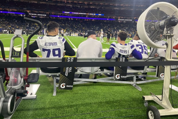 Husky Roster Review: UW Offensive Line Begins with Azzopardi