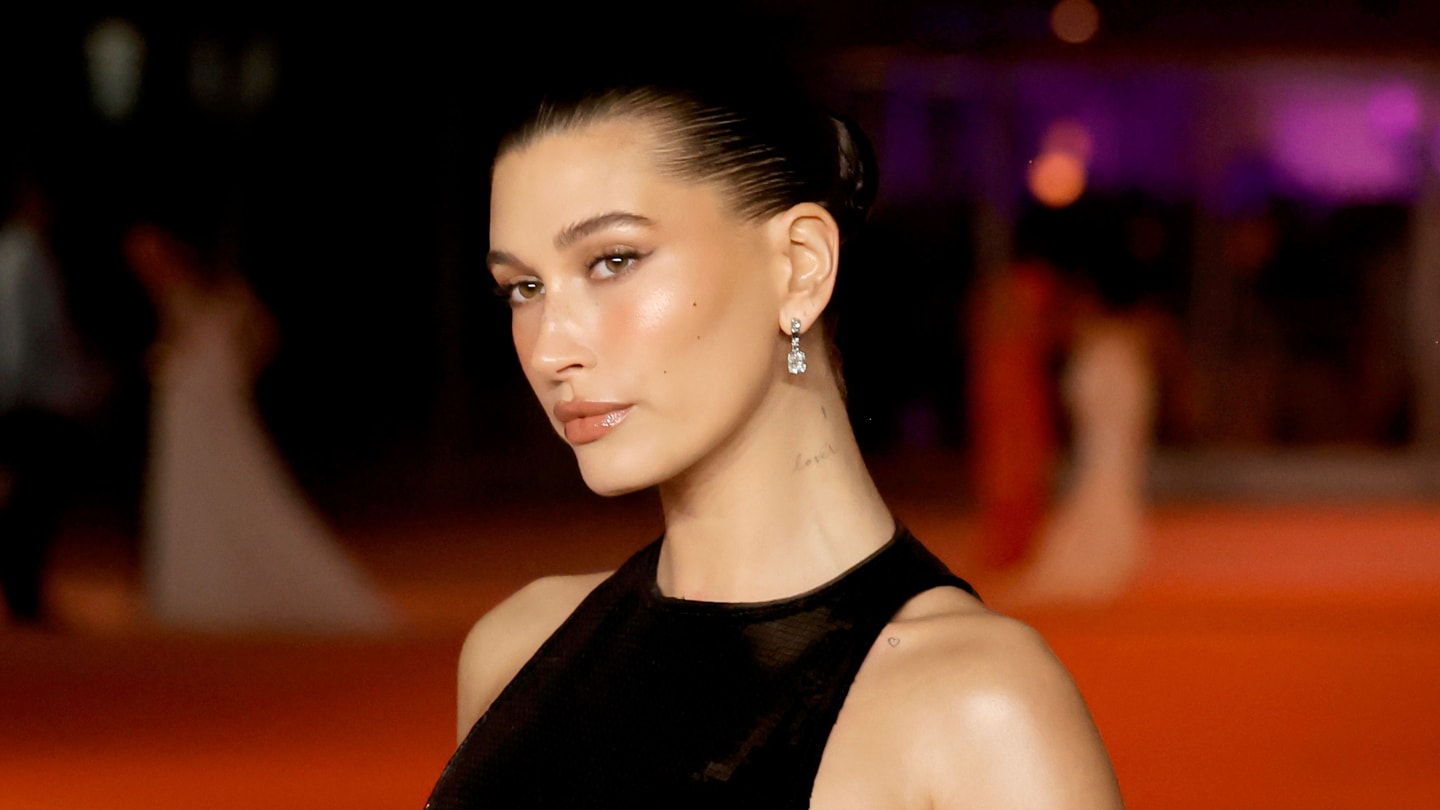 Hailey Bieber’s Peachy Chrome Manicure Is Perfect for Summer