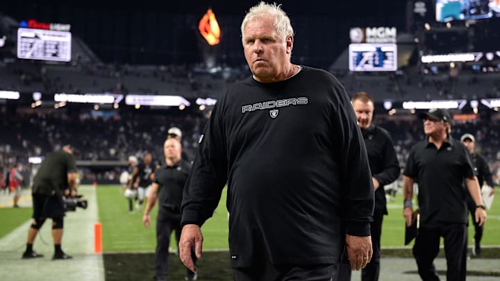 Well-traveled linebackers coach Richard Smith now with Bears