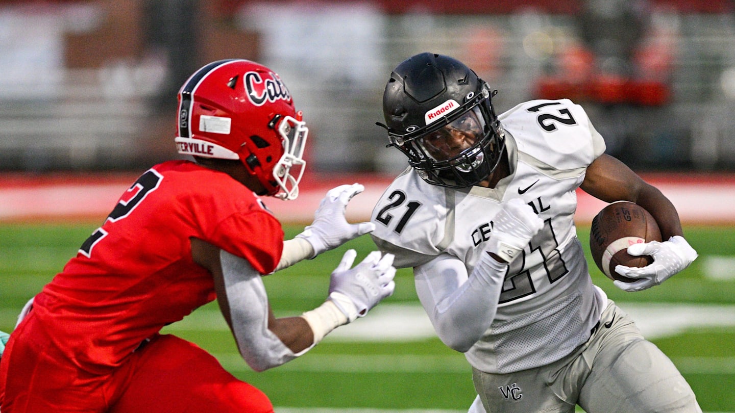 Top 10 uncommitted running backs from the class of 2025