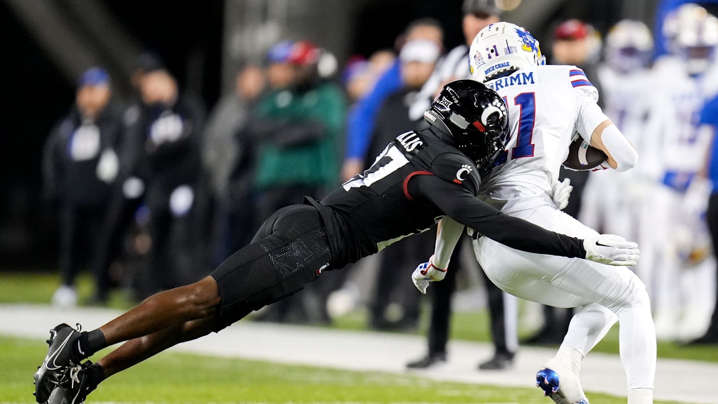 Cincinnati Safety Ken Willis Enters Transfer Portal During Final Week ...