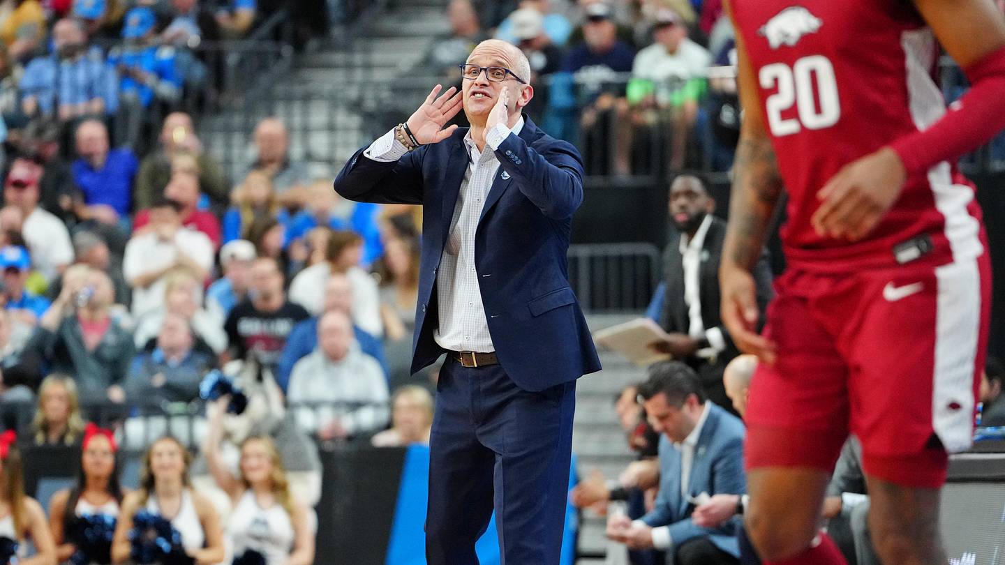 UConn coach Dan Hurley's approach would bring welcome change at Arkansas