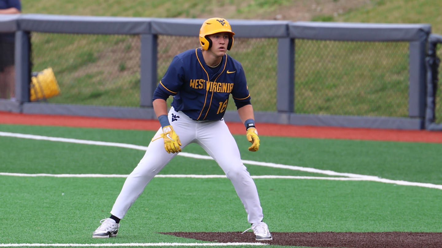 No. 24 West Virginia Crushes Cincinnati, Completes Series Sweep