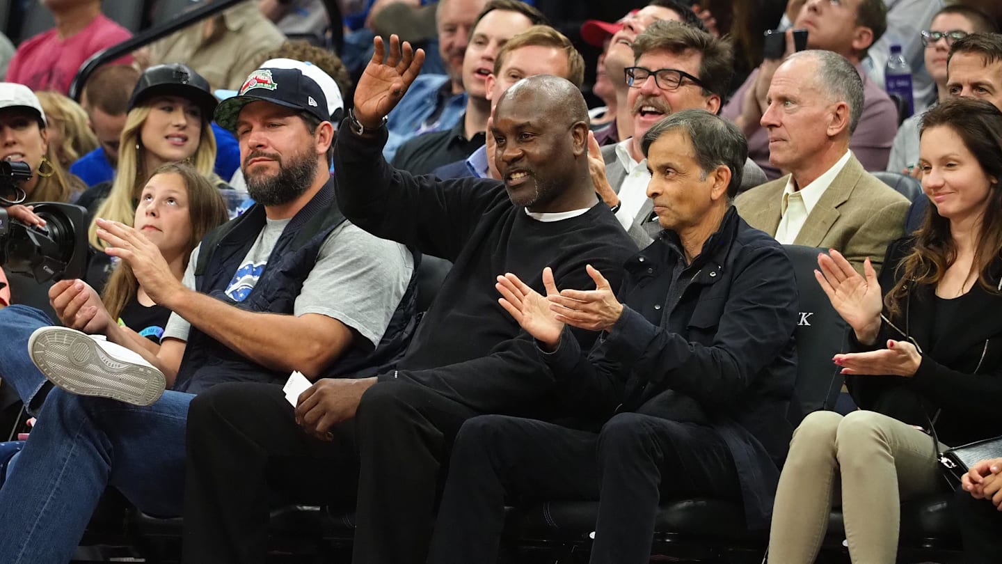 Gary Payton, Kevin Durant Engage in Massive Trash Talk During Suns vs ...