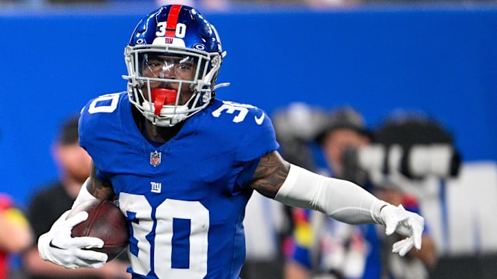 NY Giants DB TJ Moore Reportedly Undergoes Surgery on Right Leg