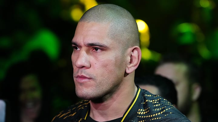 Alex Pereira builds hype for UFC 320 return fight with latest training ...