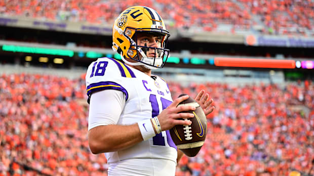 LSU Quarterback Garrett Nussmeier Named SEC Player of the Week ...