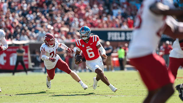The Early Betting Lines: Ole Miss Football vs. Georgia Bulldogs in Week 8 Matchup