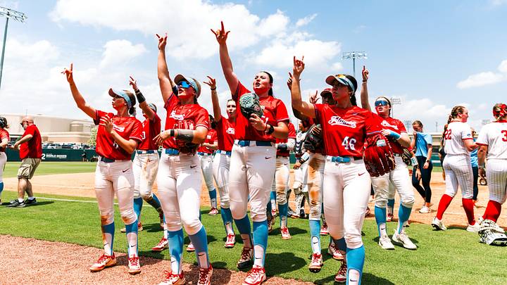 Liberty Softball Makes History, Upsets No. 1 Texas A&M in NCAA Regional