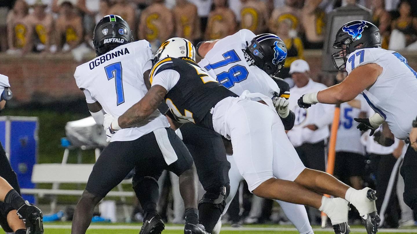 Former Mizzou EDGE Headed to SMU