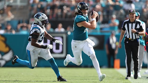 Liam Coen Evaluates Trevor Lawrence's Performance vs. Panthers