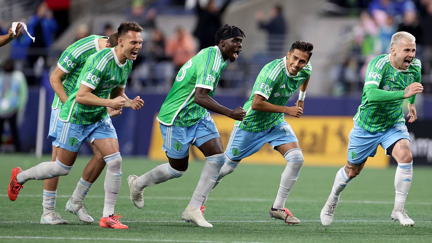 Seattle Sounders Clings to the Past and Makes History