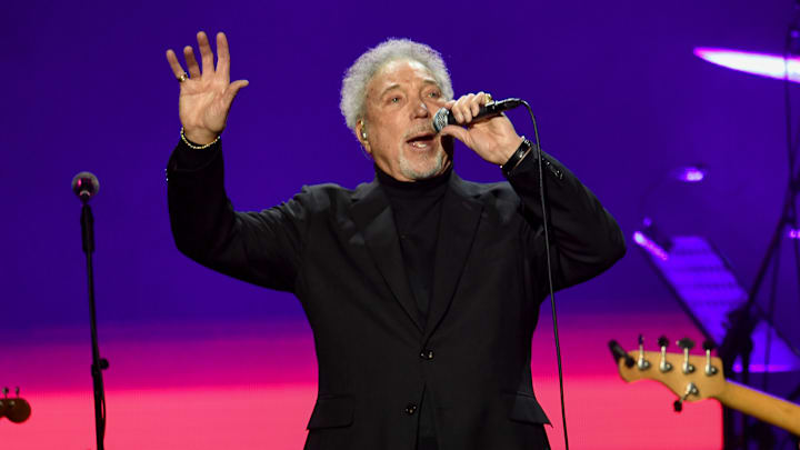 20 outlandish rock and roll cover songs