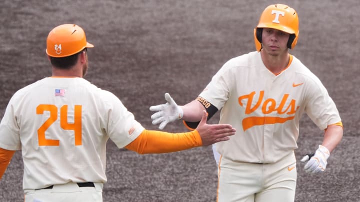 LIVE Updates - Tennessee Volunteers vs Florida Gators Baseball