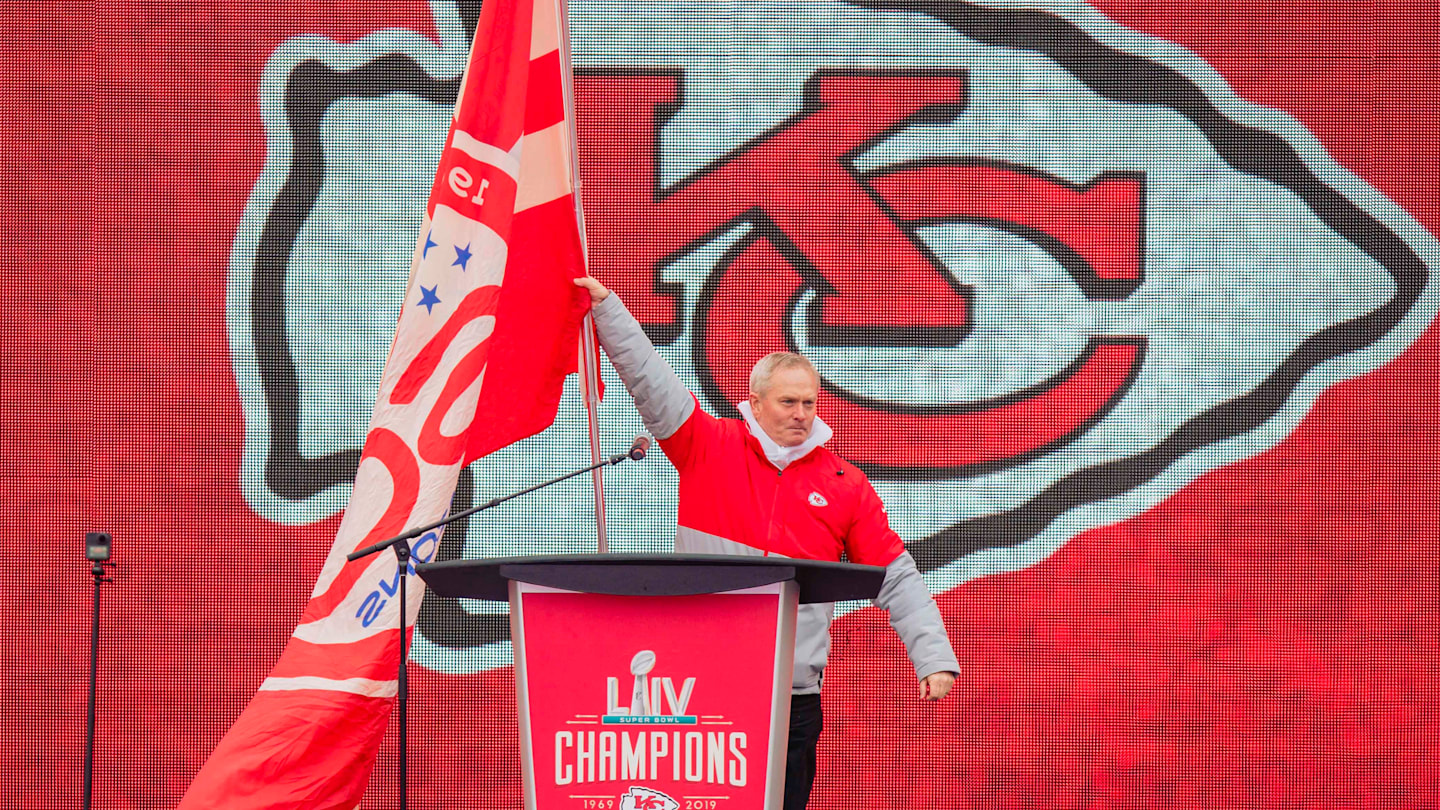 Milham Minutes: An ode to Mitch Holthus, the best shepherd for Chiefs ...