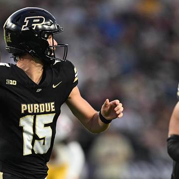 Purdue Volleyball's Top Players Eva Hudson, Chloe Chicoine Enter ...