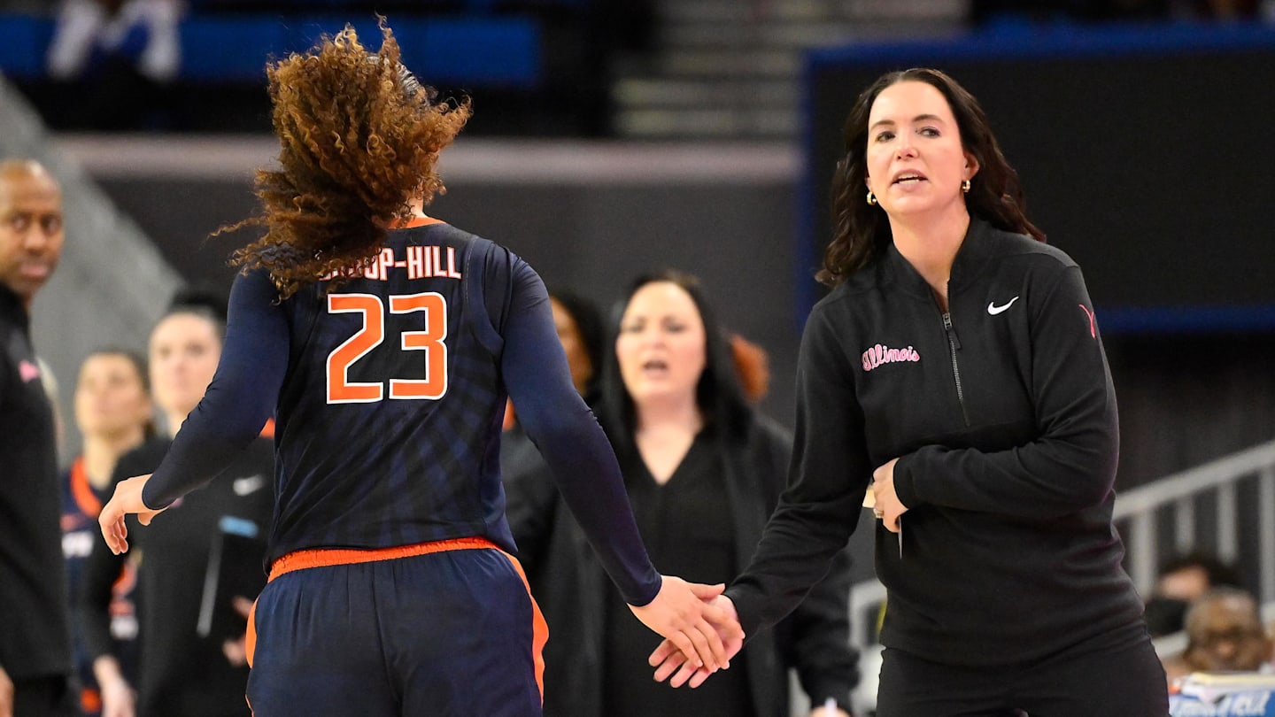 Illinois Women's Basketball Takes First NCAA Tournament Win in 25 Years