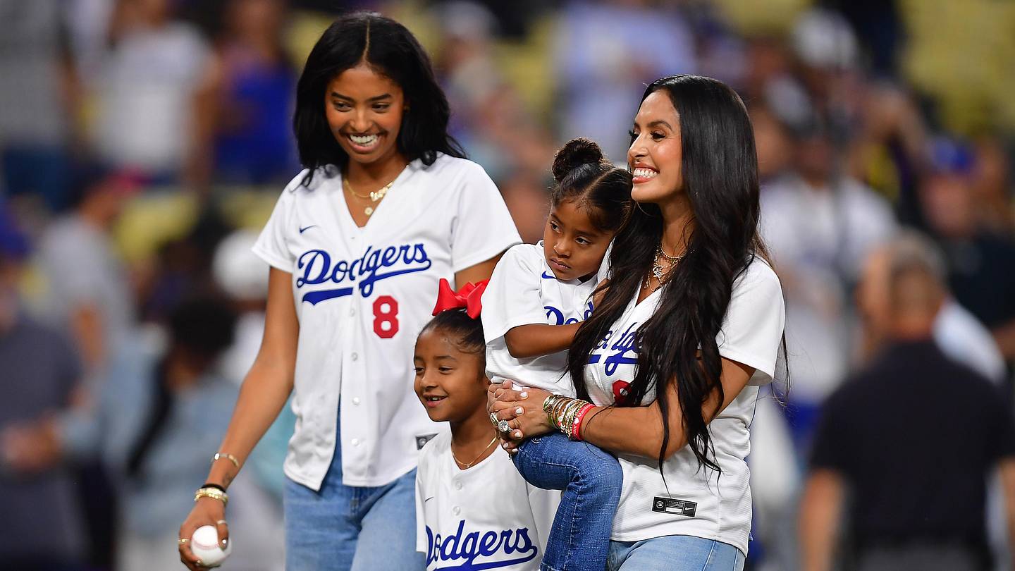 Vanessa Bryant shares tear-jerking photos of daughter Natalia with dad ...