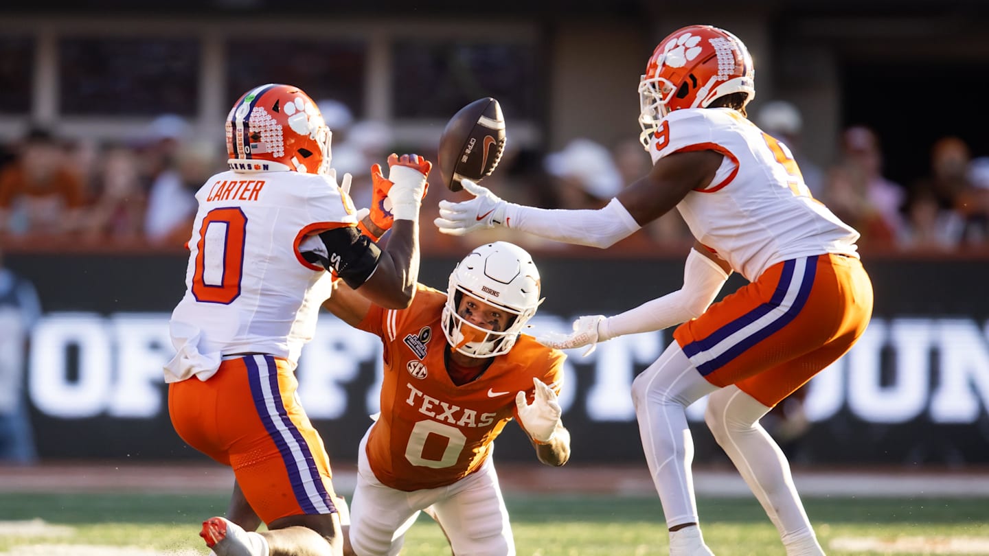 Clemson Tigers Star Linebacker Barrett Carter Looking Forward to ...