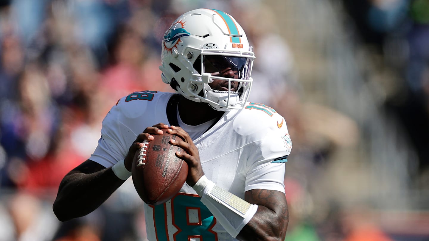 Tyler Huntley showing leadership qualities the Dolphins need now more ...