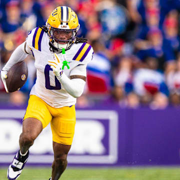 LSU Football: Meet Freshman Linebacker Whit Weeks, An Emerging Star ...