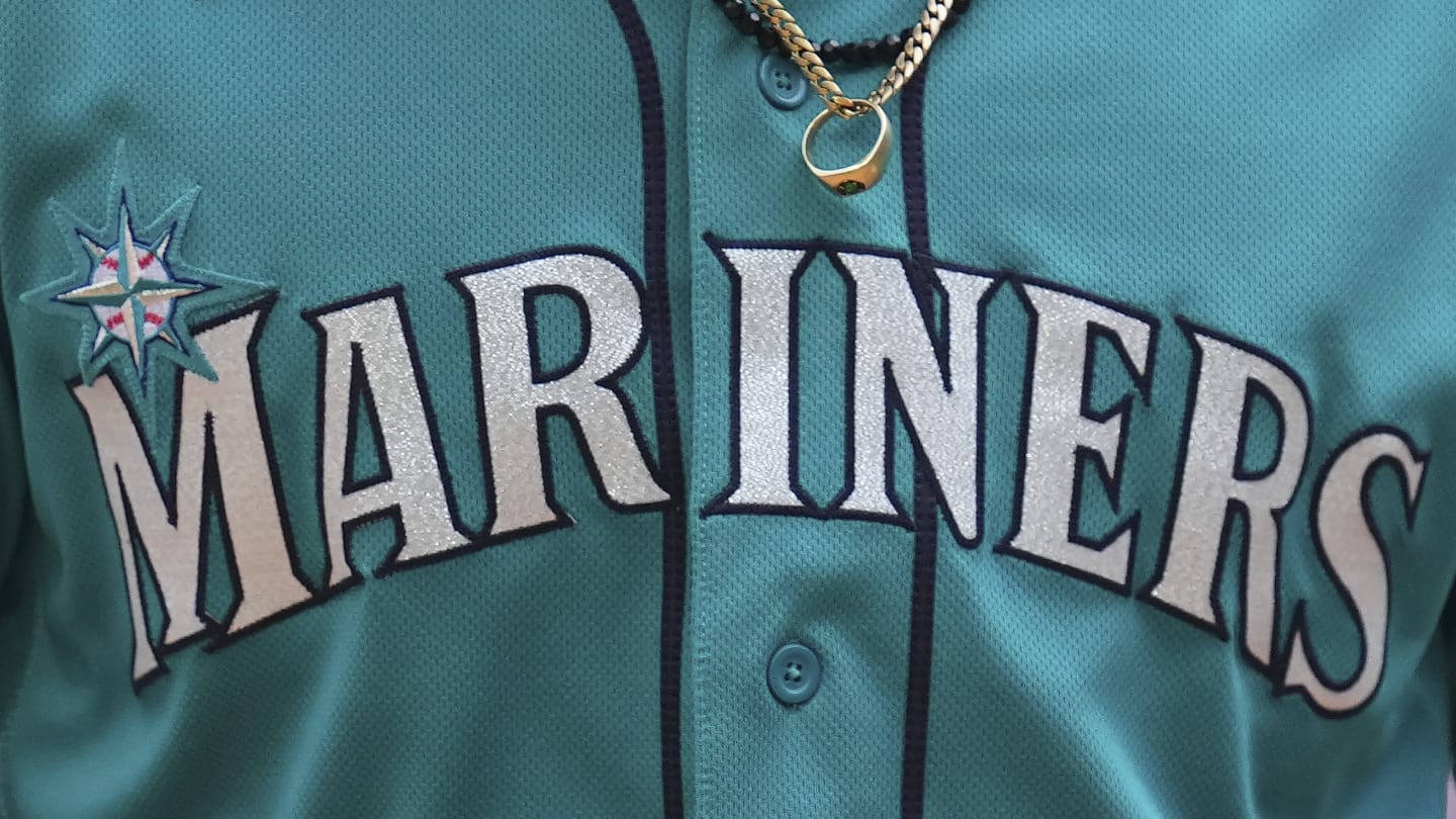 3 Prospects the Seattle Mariners Need to Keep Around