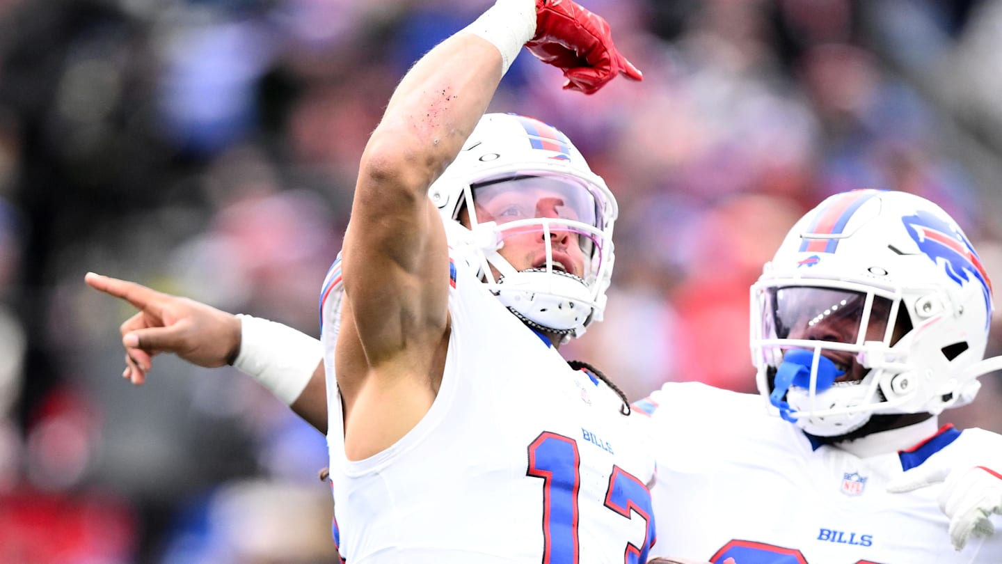 New England Patriots' Quirky WR Already Winning Over New Teammates