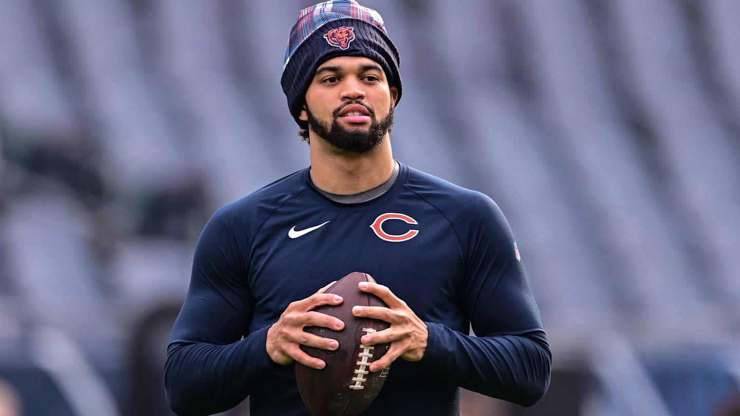 Old Mentor Reaches Out to Caleb Williams With Bears Coaches Failing Him