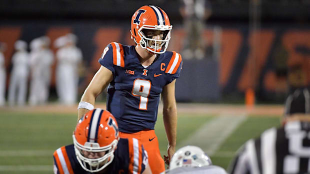 Luke Altmyer Is a Heisman Trophy Candidate ... If Illinois Beats Ohio State