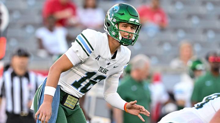 Here's How a Tulane Quarterback Ended Up in Montlake
