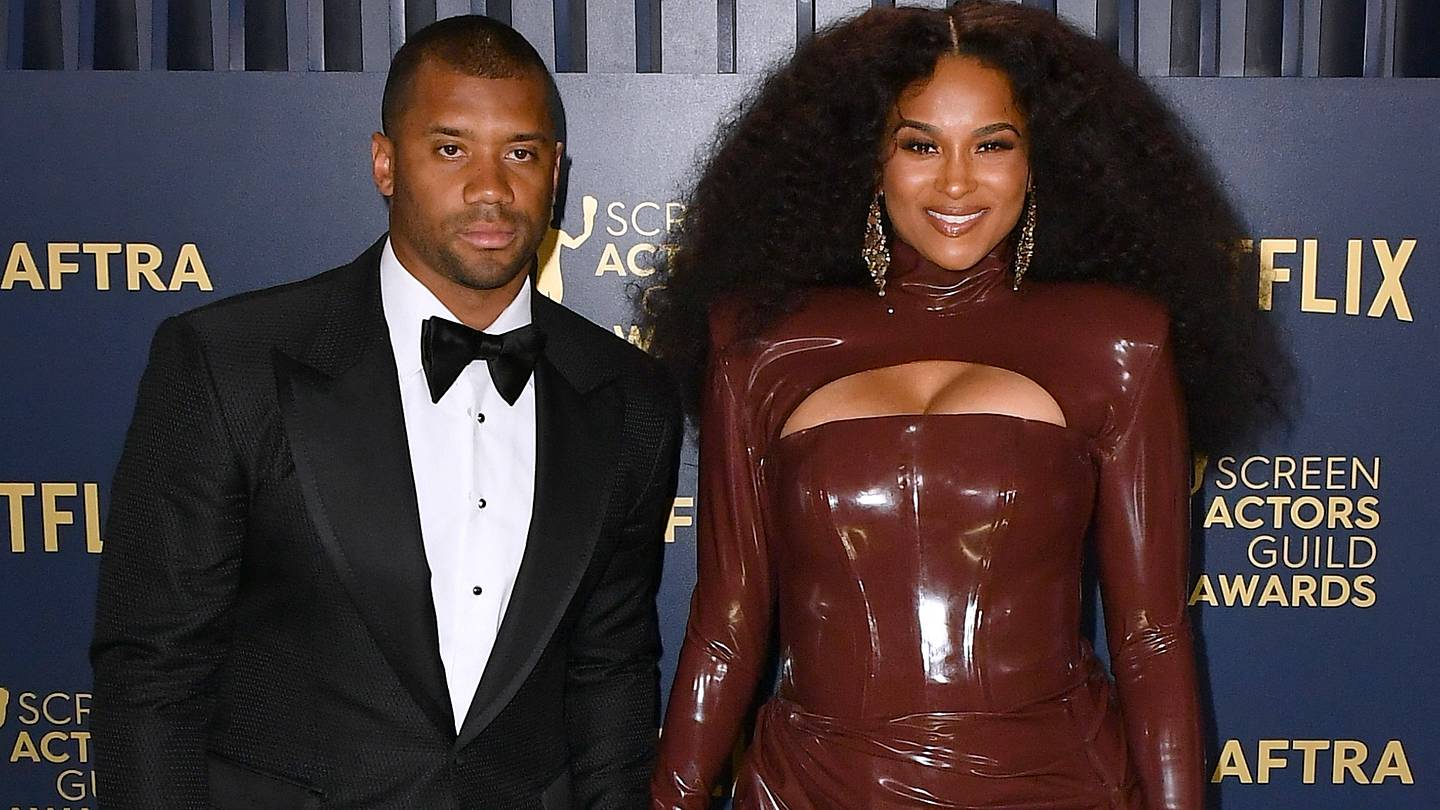 Ciara brings the Valentine’s heat for Russell Wilson in stunning red ...
