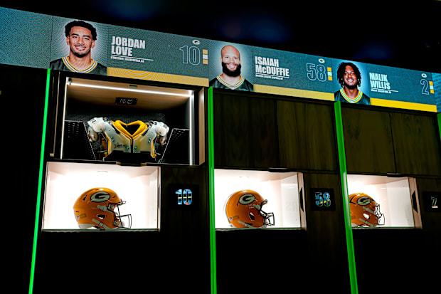 Powerful Statement at Entry to Packers’ ‘Beautiful’ New Locker Room