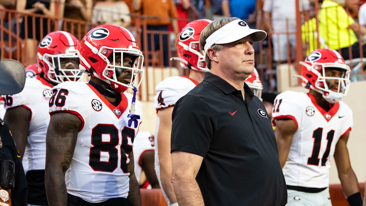 Georgia football offers talented QB committed to Cal