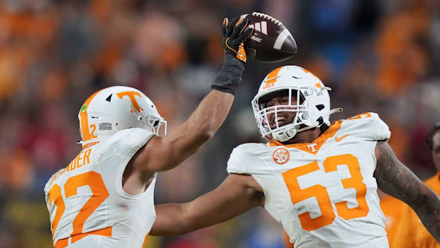 Greg McElroy Confident in Tennessee Football Front Seven, Projects ...